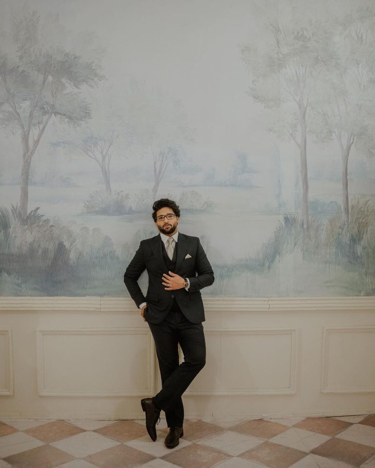 Imam ul Haq And Anmol Mehmood Walima HD Photoshoot | Reviewit.pk