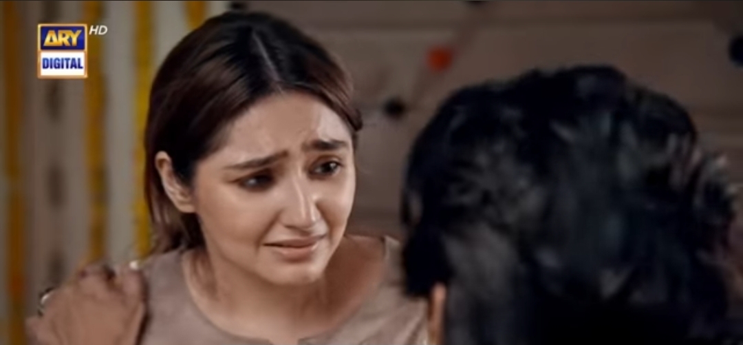 Saba Hamid Defends Mazloom Aurat Dramas | Reviewit.pk