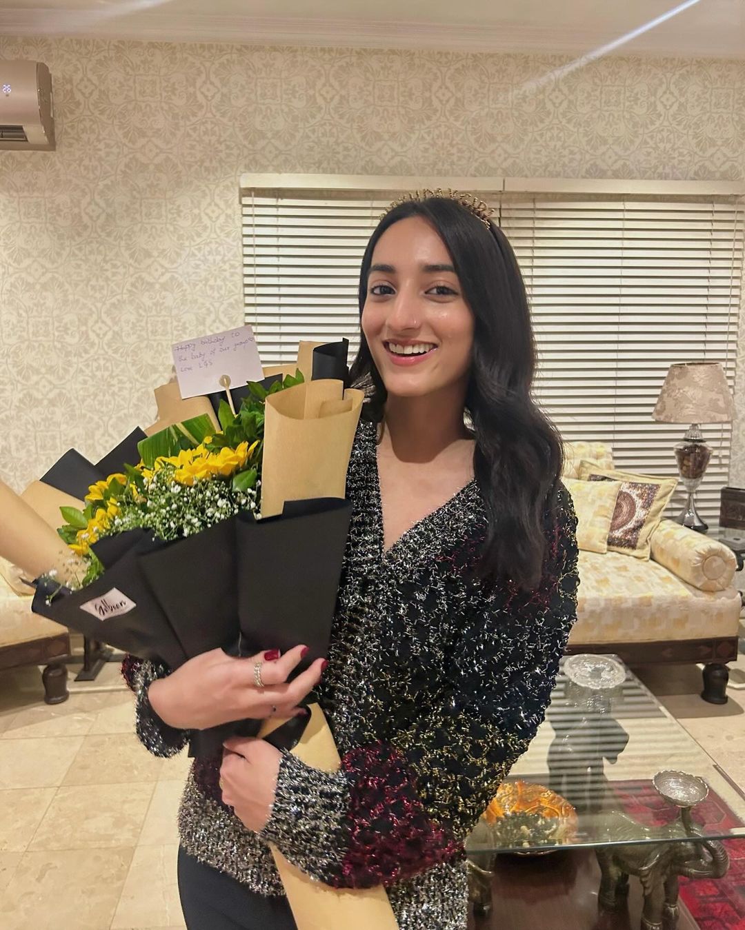 Saleem Sheikh Celebrates Daughter's 22nd Birthday | Reviewit.pk