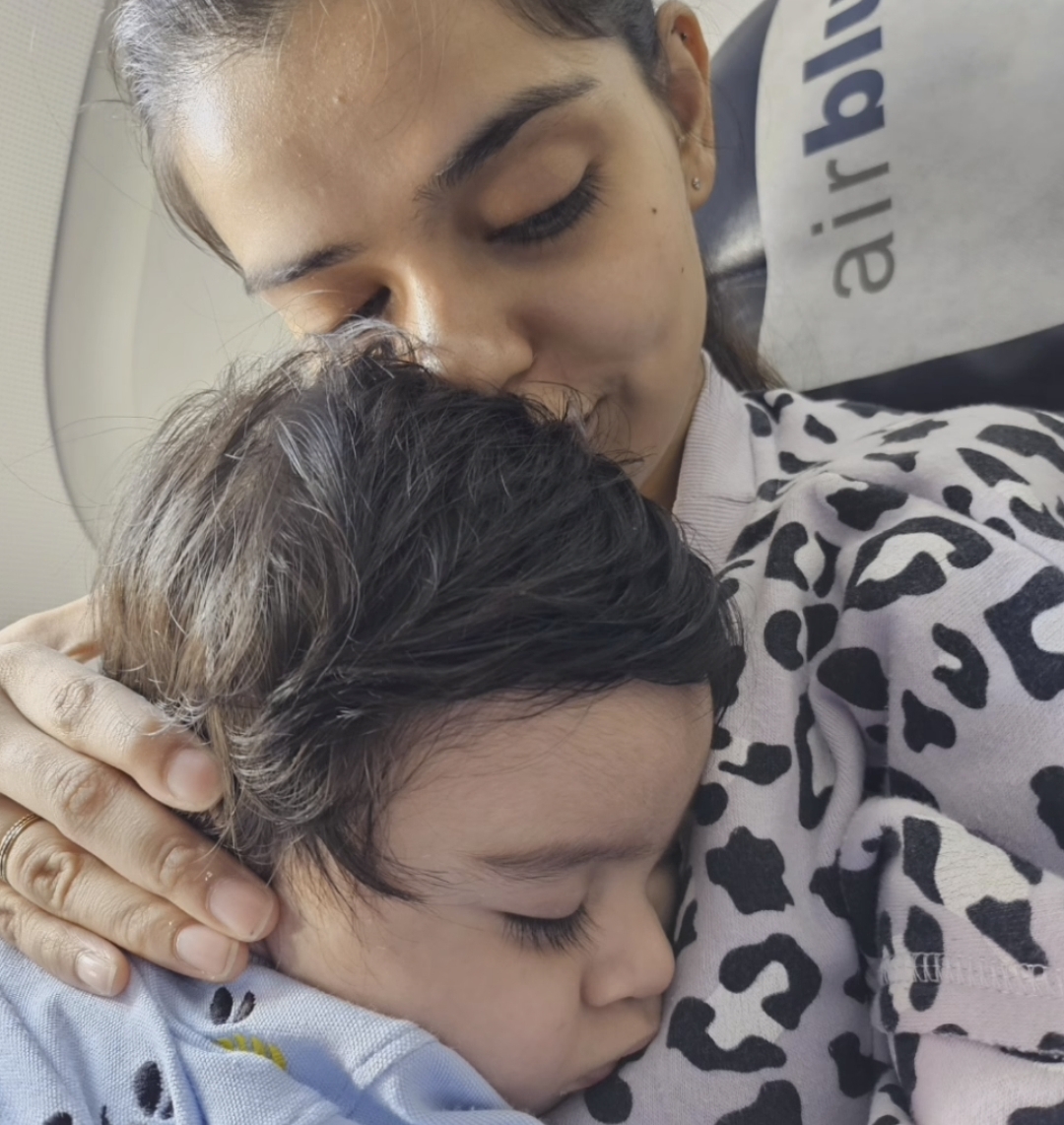 Srha Asghar's Heartwarming Pictures With Cute Son Ehaan | Reviewit.pk
