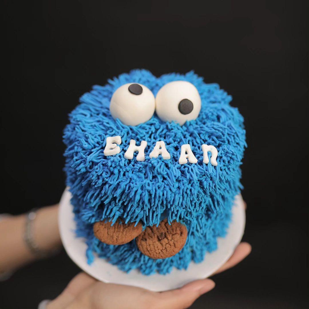 Srha Asghar Celebrates 1st Birthday Of Son Ehaan Murtaza | Reviewit.pk