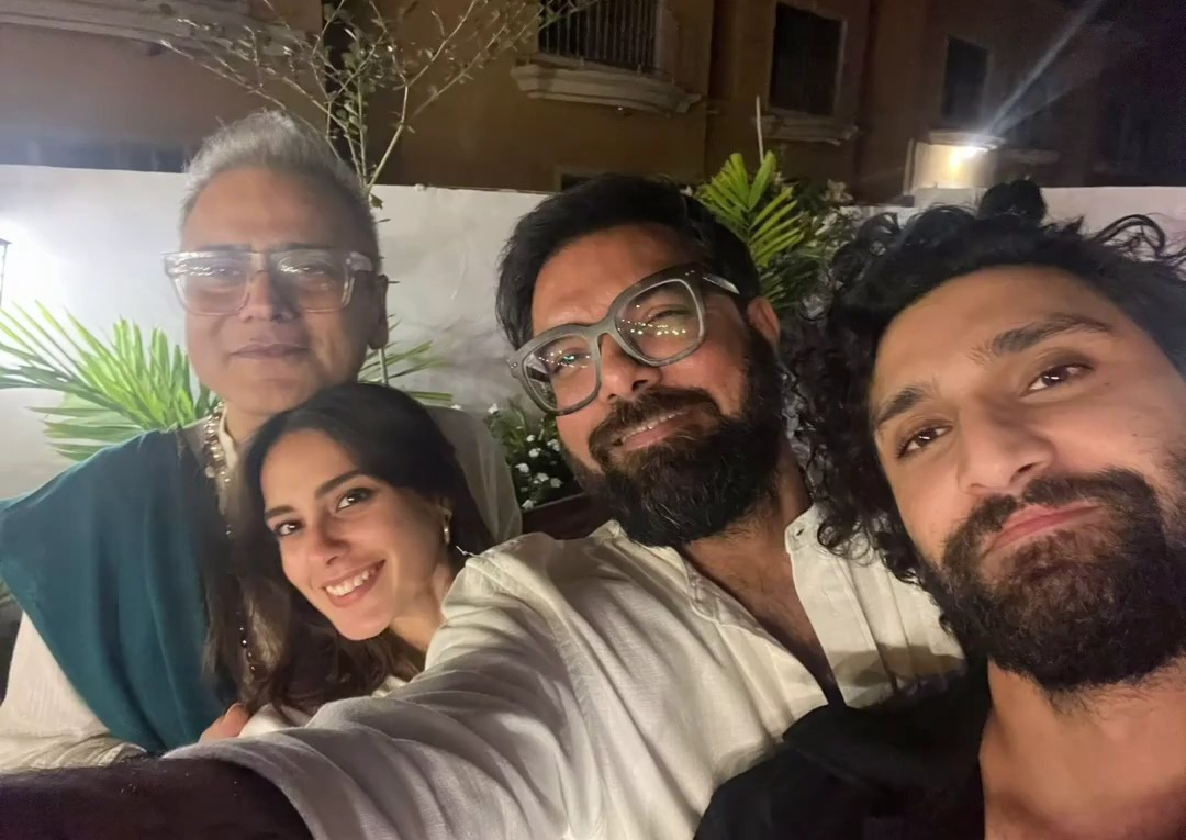 Yasir Hussain Celebrated A Star-Studded Birthday | Reviewit.pk