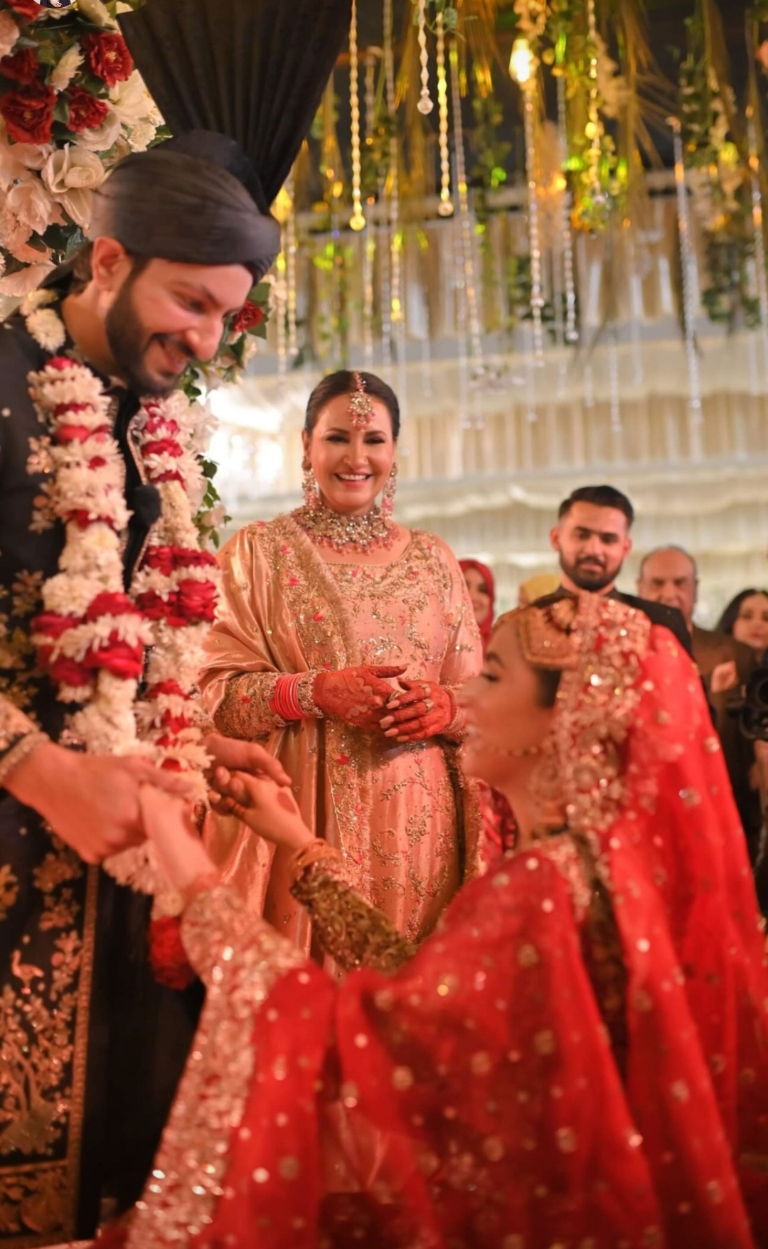 Arsalan Faisal Wedding's Complete HD Pictures | Reviewit.pk