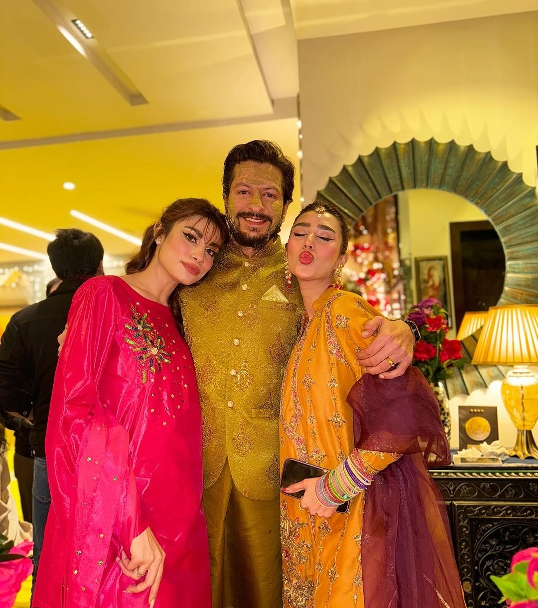 Arsalan Faisal's Ubtan & Dholki Event Pictures | Reviewit.pk