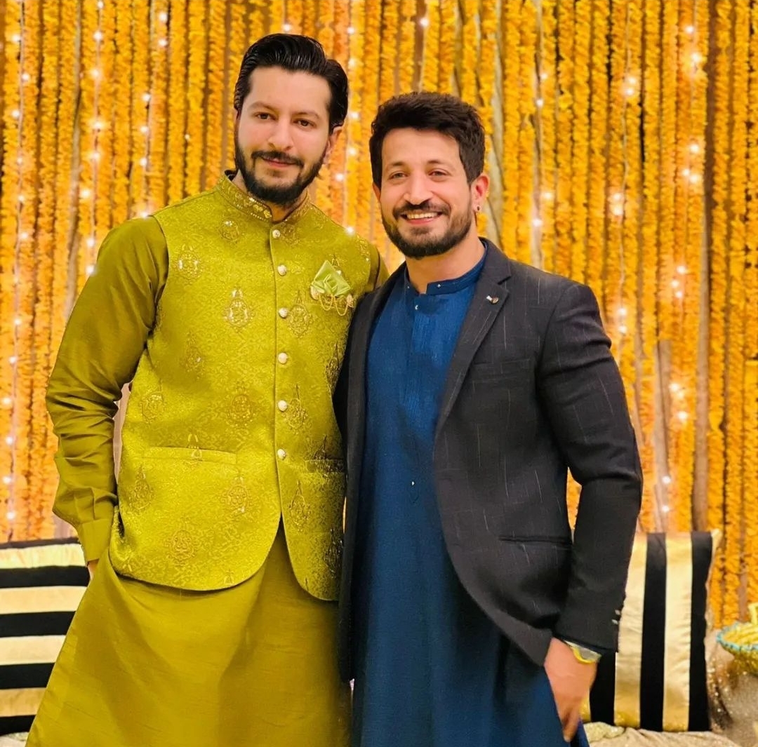 Arsalan Faisal's Ubtan & Dholki Event Pictures | Reviewit.pk