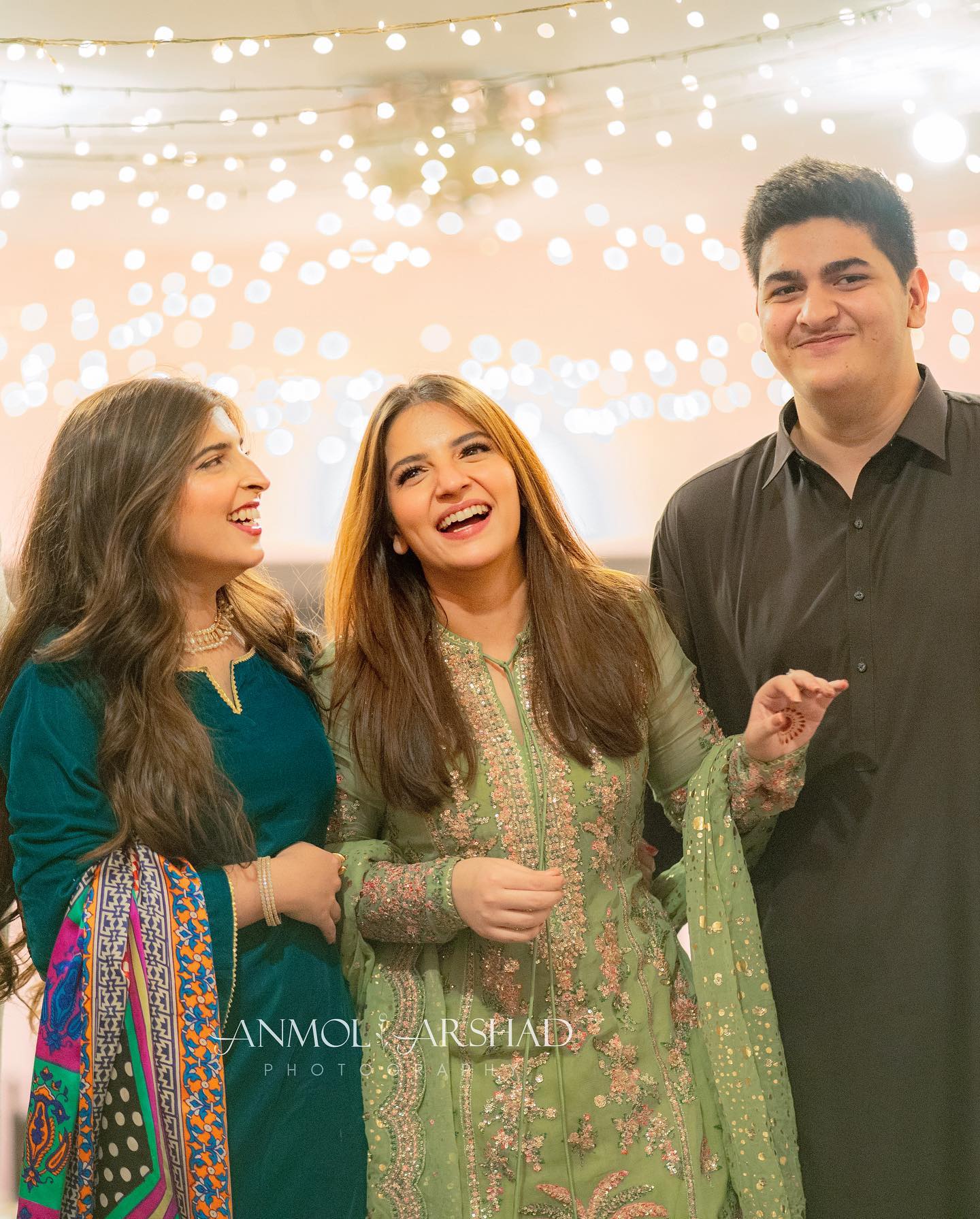 Dananeer's Beautiful HD Pictures From Family Event | Reviewit.pk