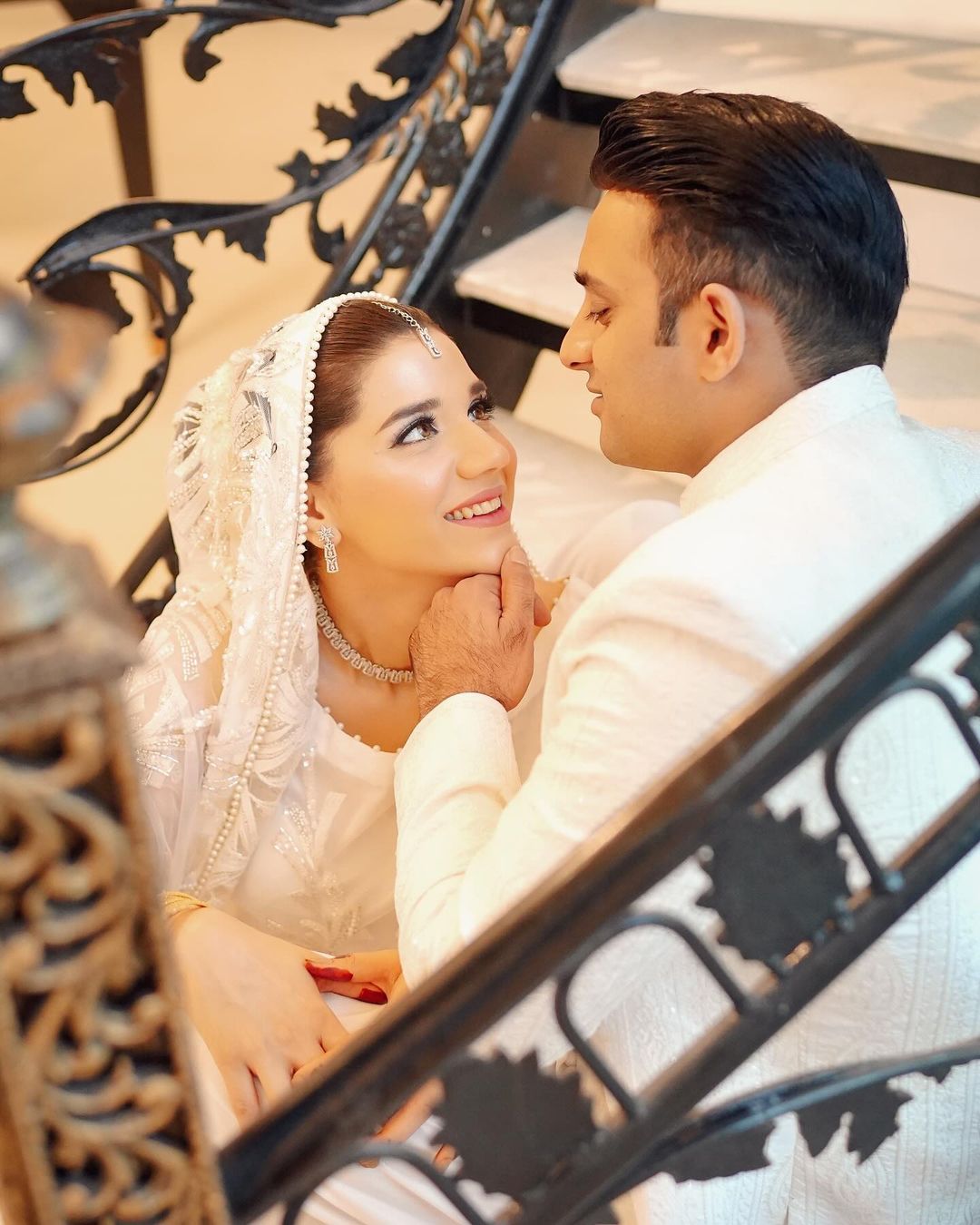 Kiran Ashfaque's HD Nikah Pictures | Reviewit.pk