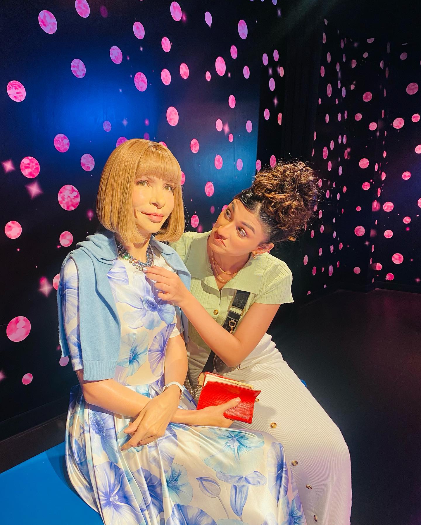 Actress Rehma Zaman Pictures From Madame Tussauds Studio Dubai ...