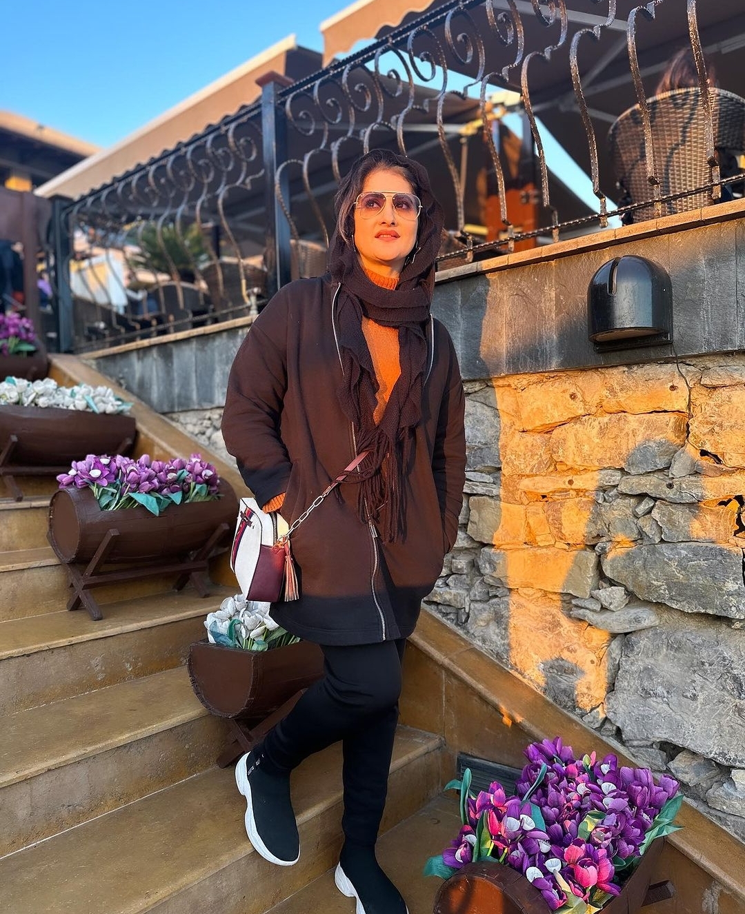 Sahiba & Rambo New Adorable Family Clicks From Islamabad | Reviewit.pk