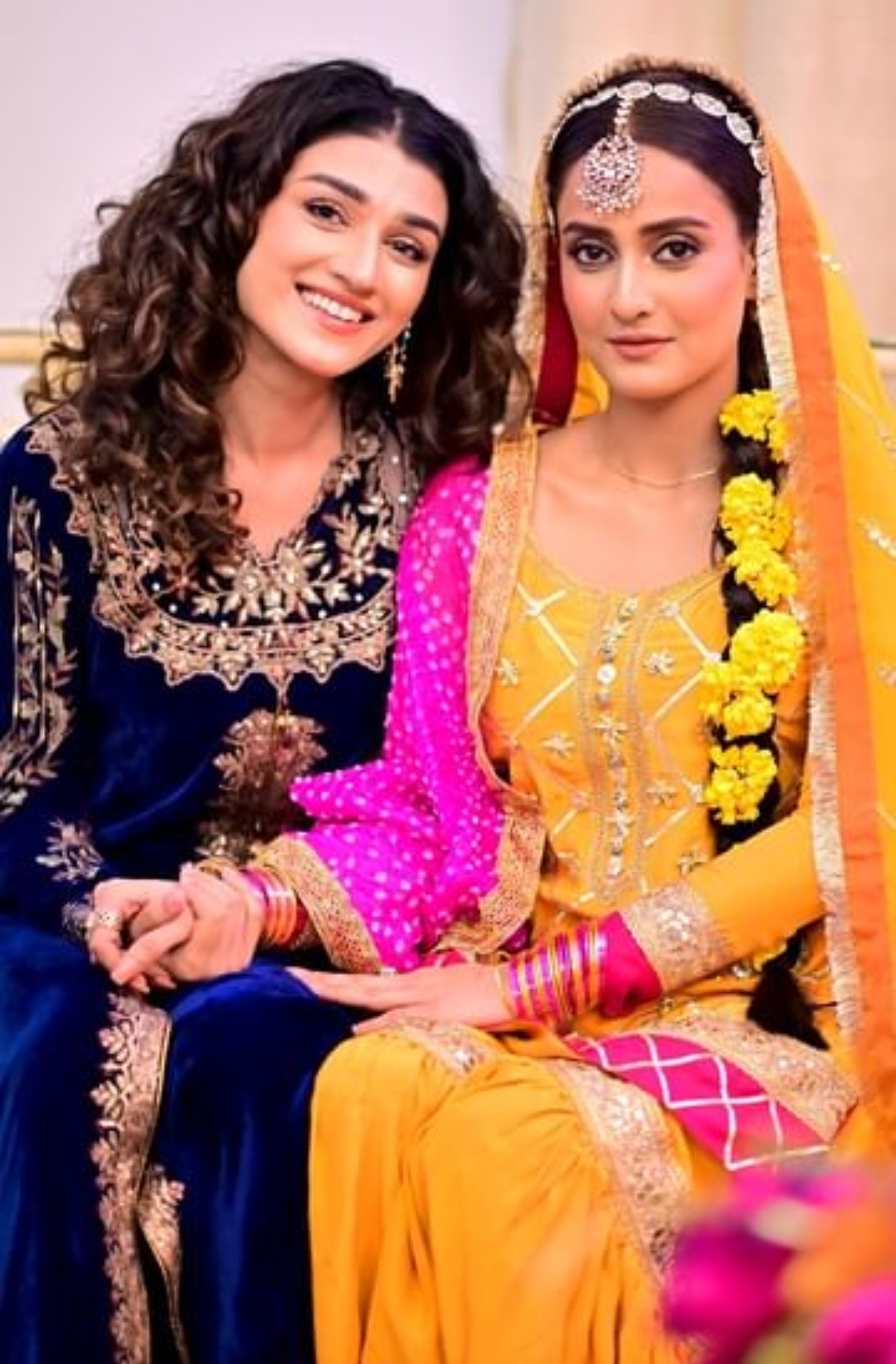 Actress Sana Nadir Mayun Pictures | Reviewit.pk
