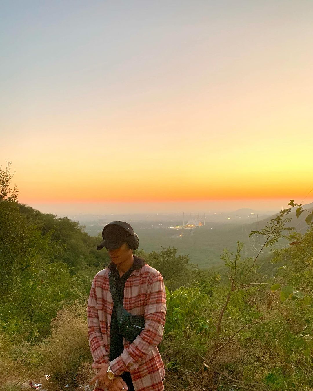 Tu Hai Kahan Famed Aur Band Reveals Astonishing Details | Reviewit.pk