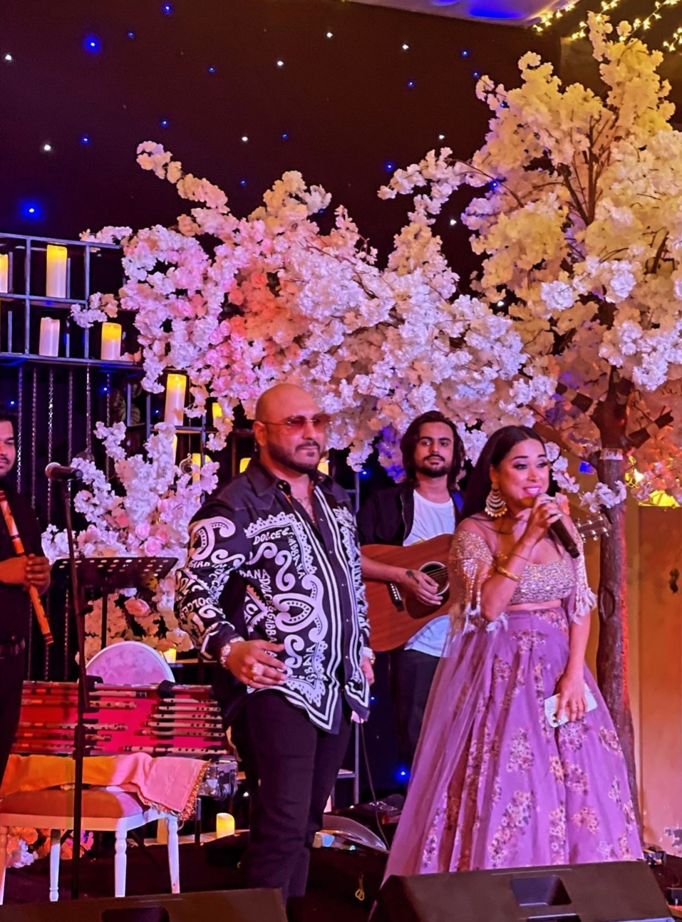 Pakistani Celebrities Attended Bpraak's Concert In Dubai | Reviewit.pk