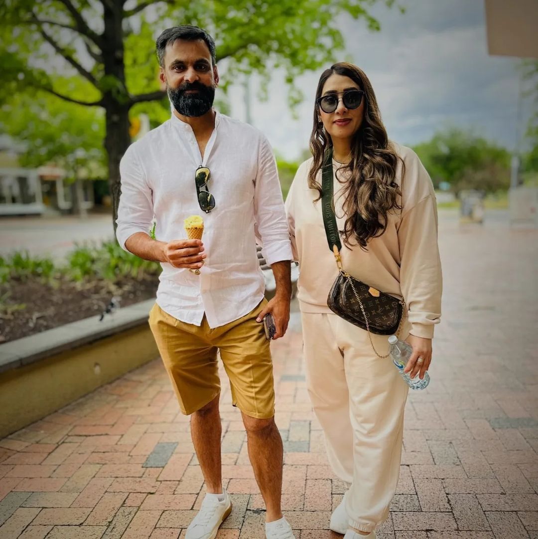 Muhammad Hafeez' Pictures With Wife From Canberra, Australia | Reviewit.pk