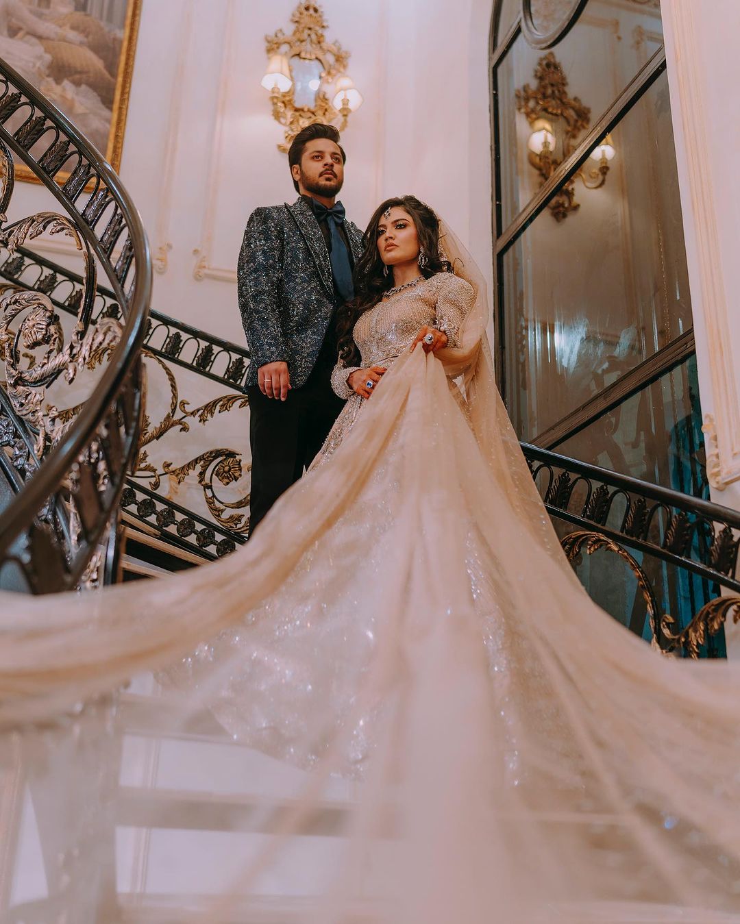 Sistrology Fame Iqra Kanwal's Beautiful HD Walima Pictures | Reviewit.pk