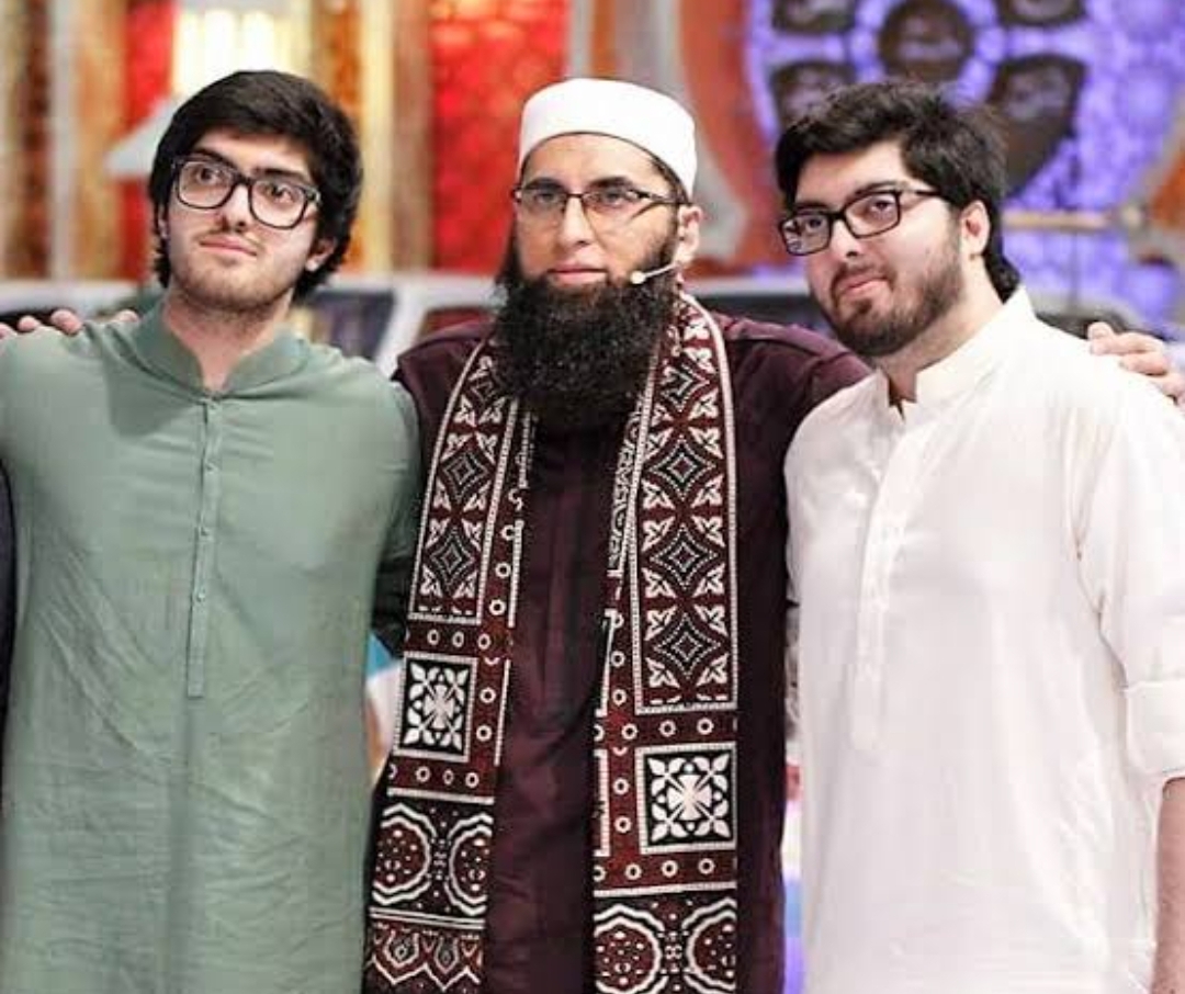 Taimur Junaid Jamshed Got Emotional on Father's 7th Death Anniversary ...