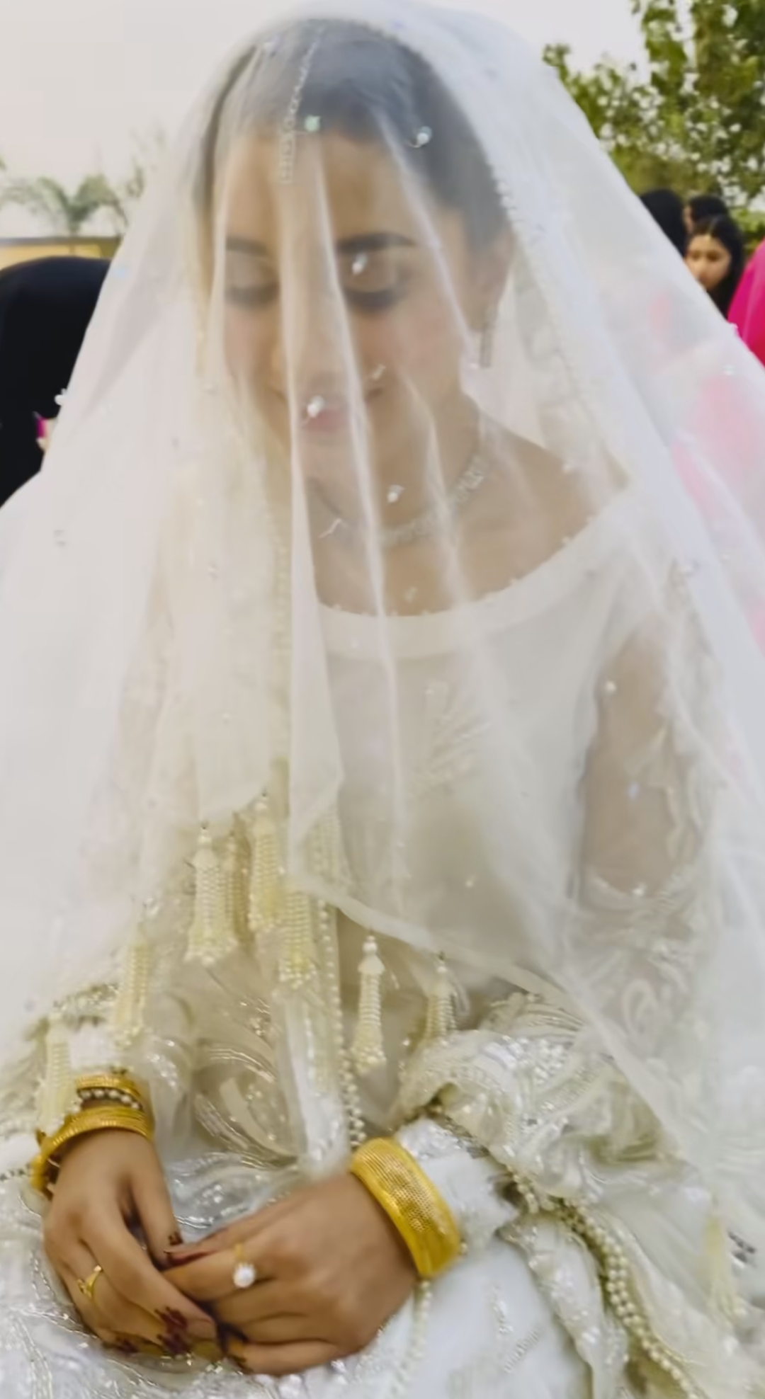 Kiran Ashfaque Wedding Pictures & Videos | Reviewit.pk