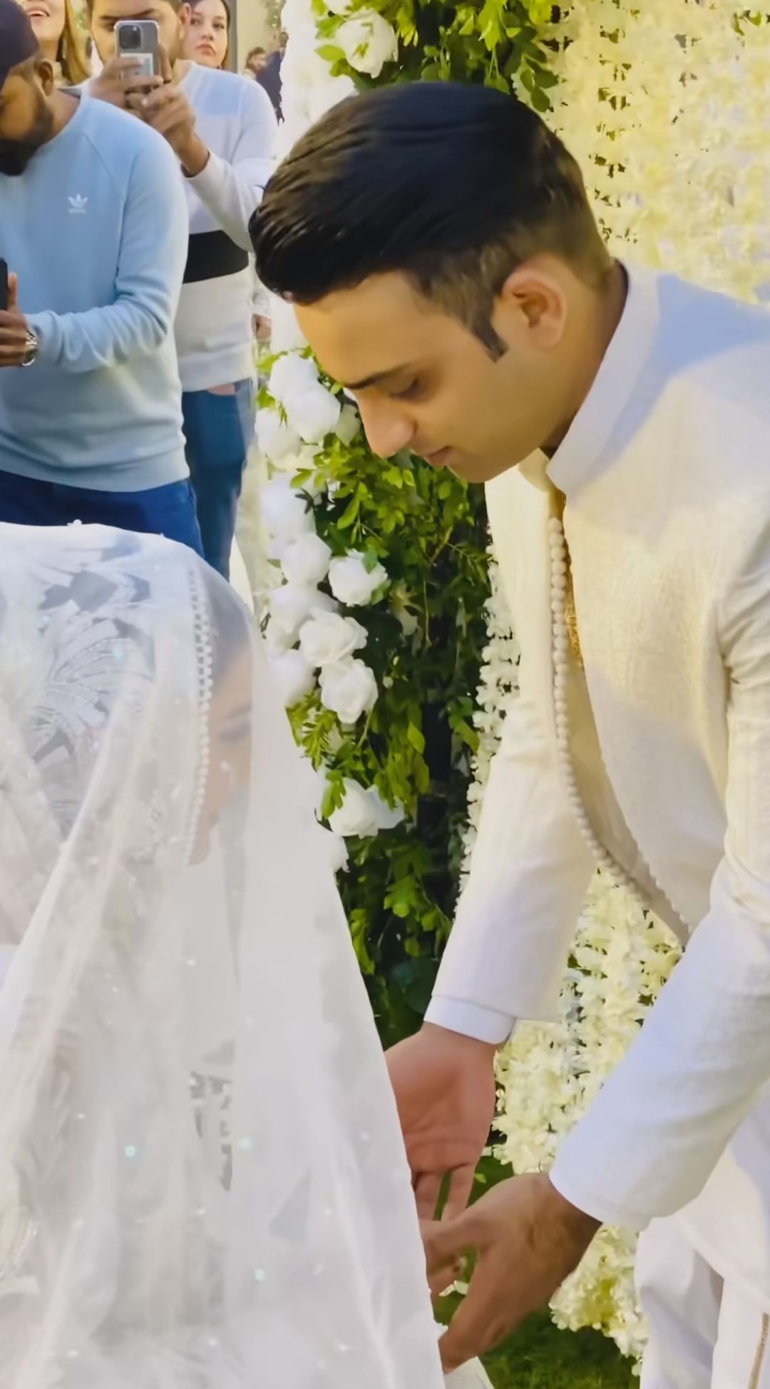 Kiran Ashfaque wedding pictures viral on social media - THE DESTINATION