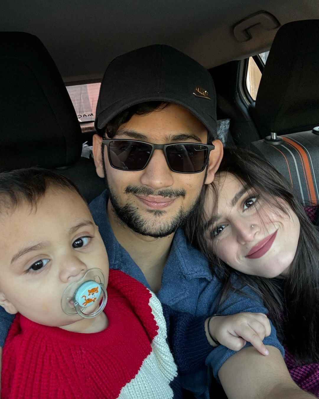 Maaz Safder & Wife Host Kanwal & Zulqarnain In Karachi | Reviewit.pk