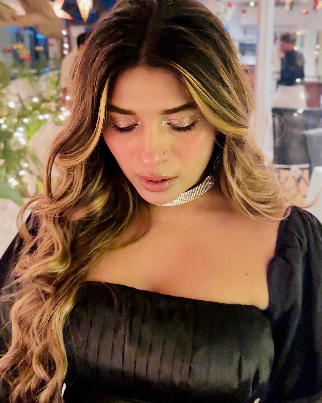 Mahi Baloch's Birthday Reel & Pictures | Reviewit.pk