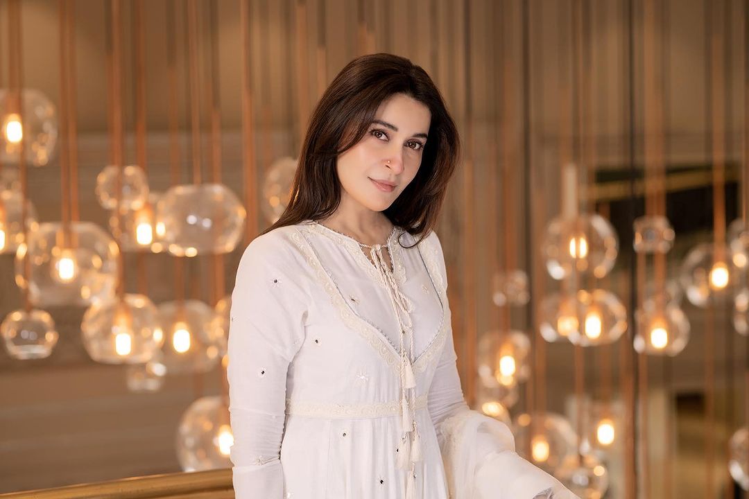 Shaista Lodhi Takes A Trip To Istanbul | Reviewit.pk