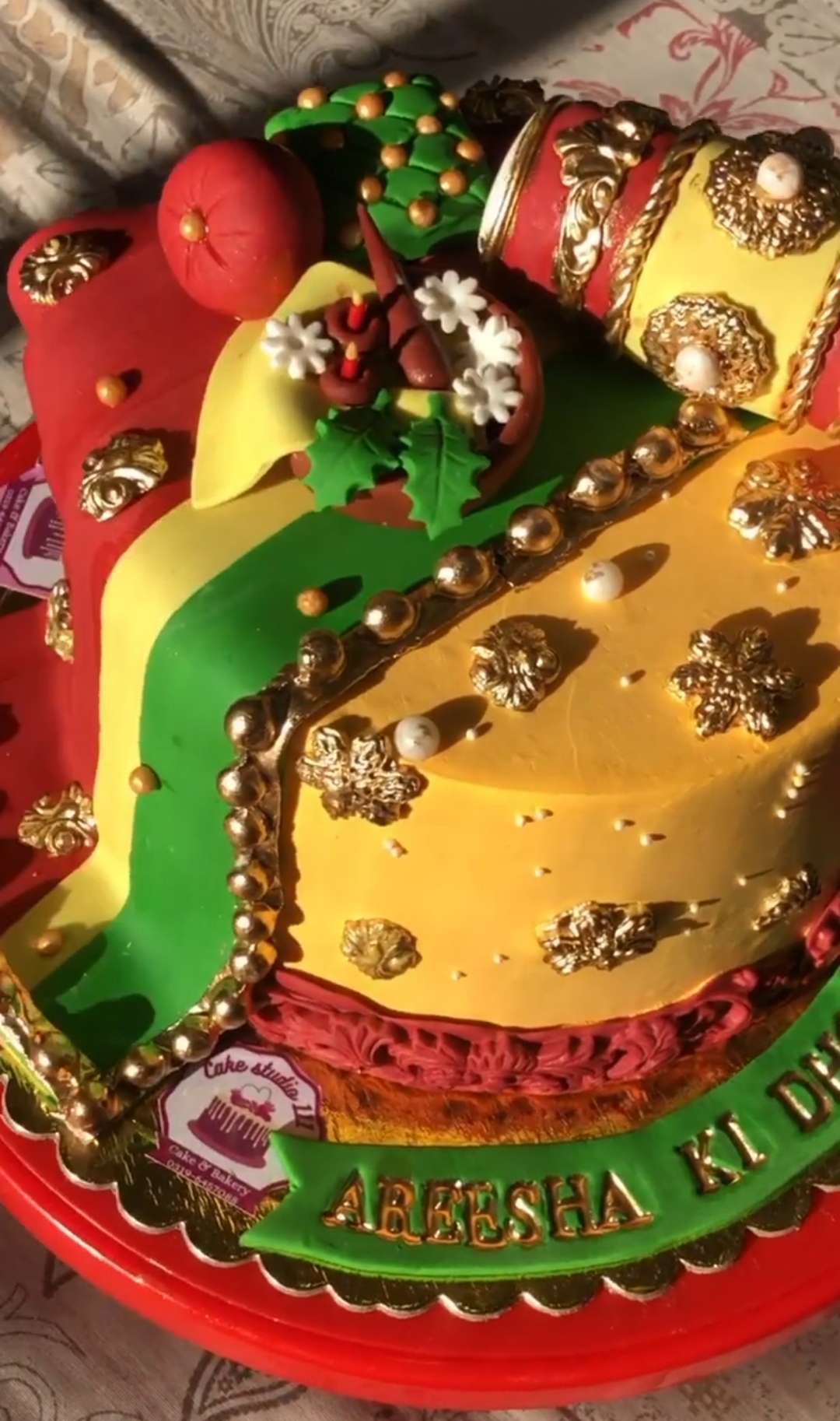 Inside actor Arisha Razi’s colorful Dholki function; See Pictures ...