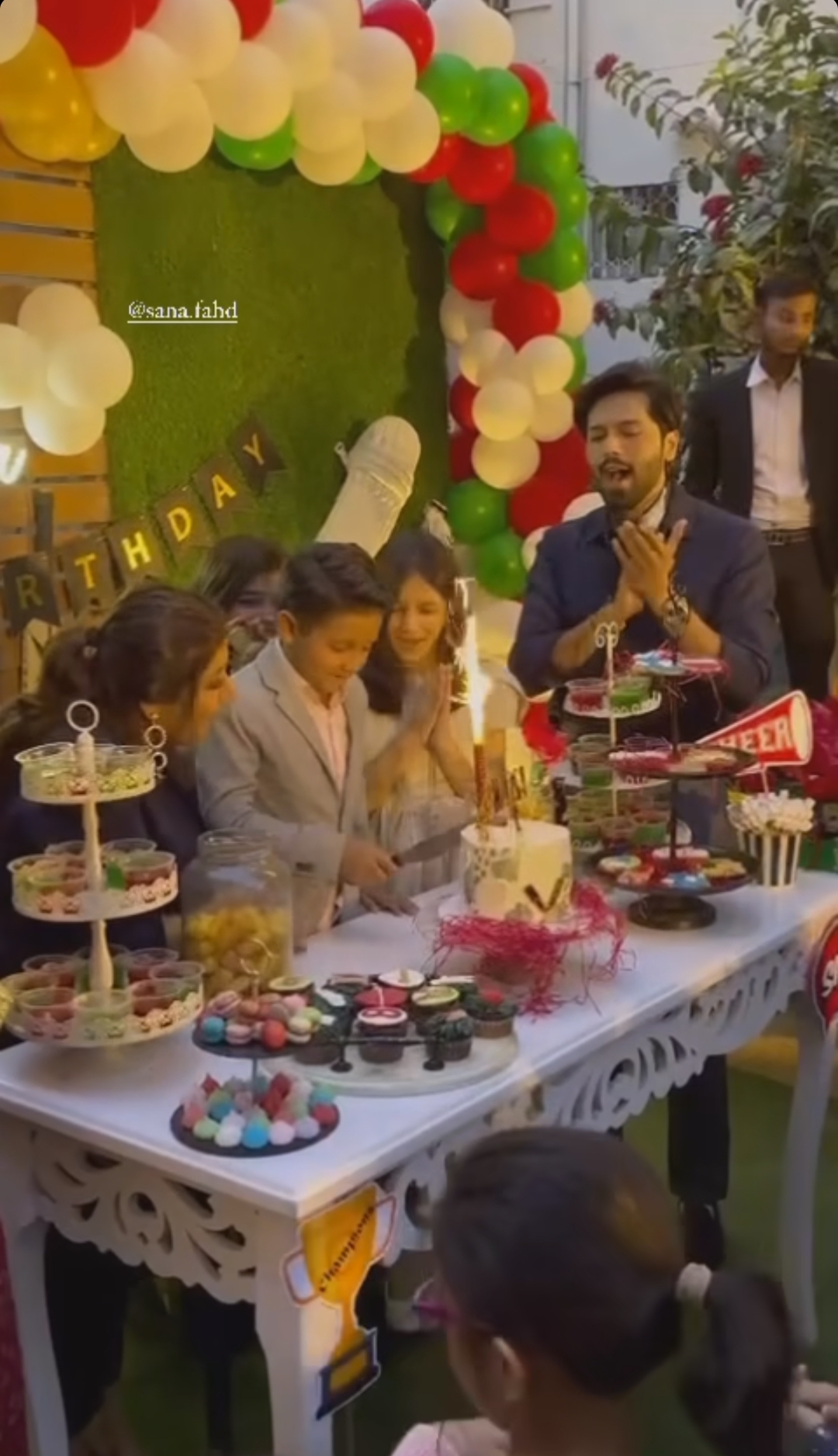 Fahad Mustafa Celebrated 8th Birthday Of Son Moosa | Reviewit.pk