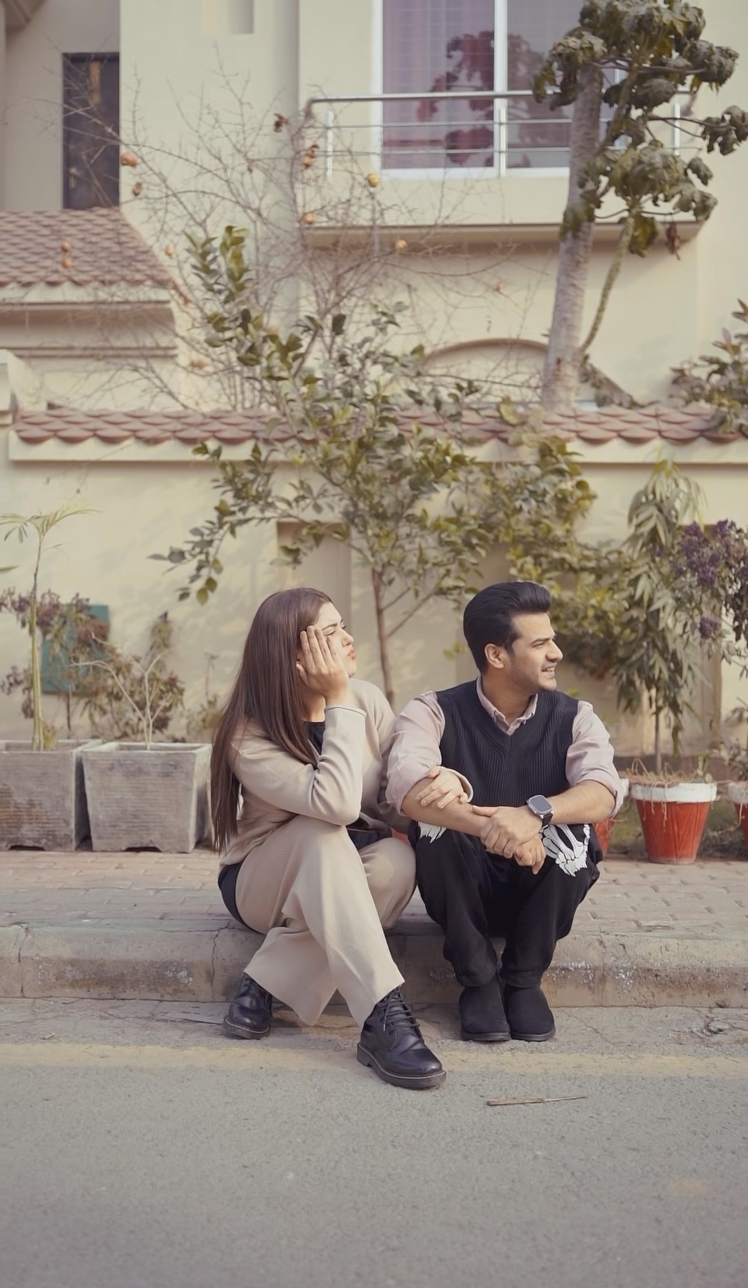 Kanwal Aftab & Zulqarnain Sikandar's Beautiful Winter Photoshoot ...