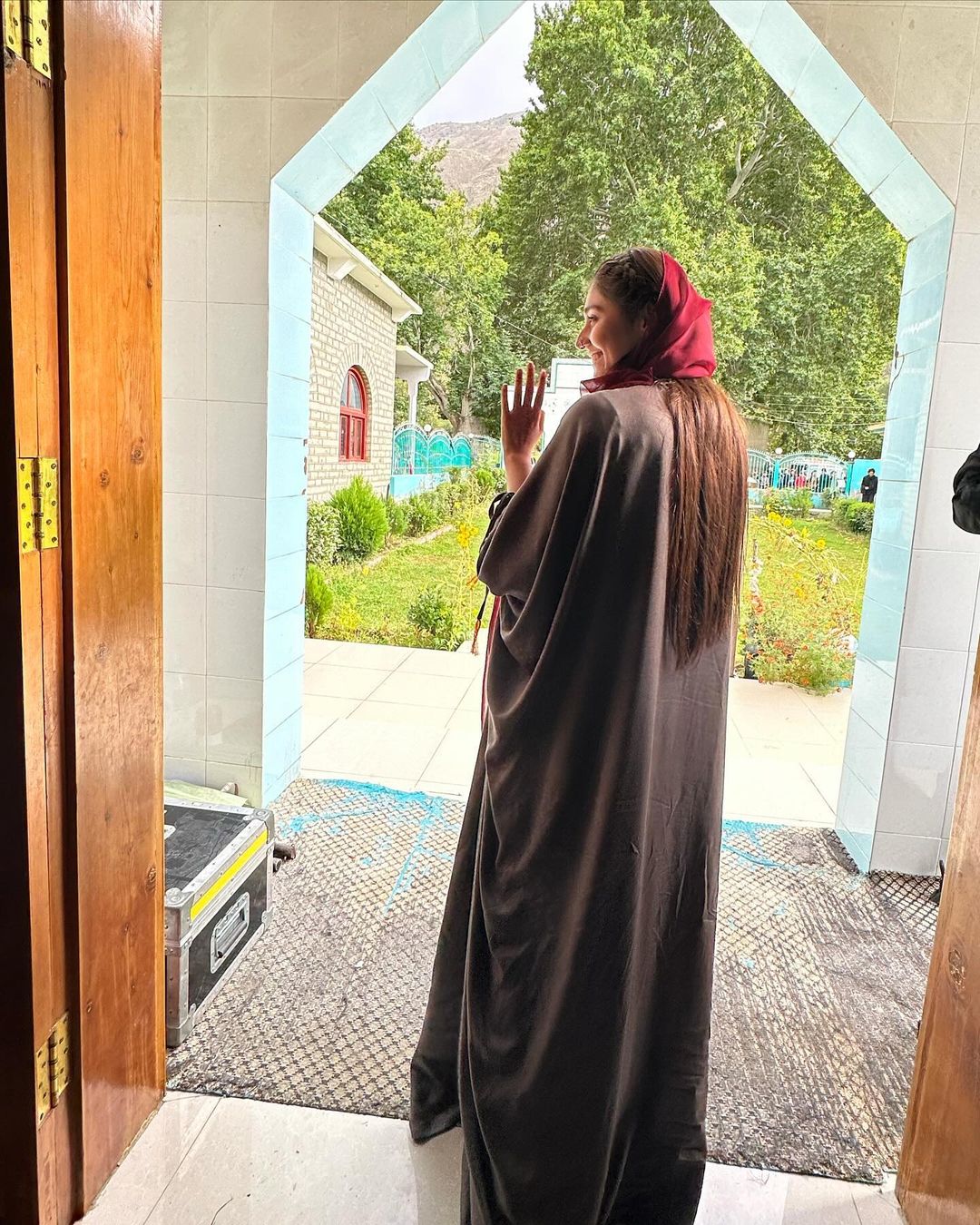 Beautiful Pictures Of Durefishan From Khaie's Set | Reviewit.pk