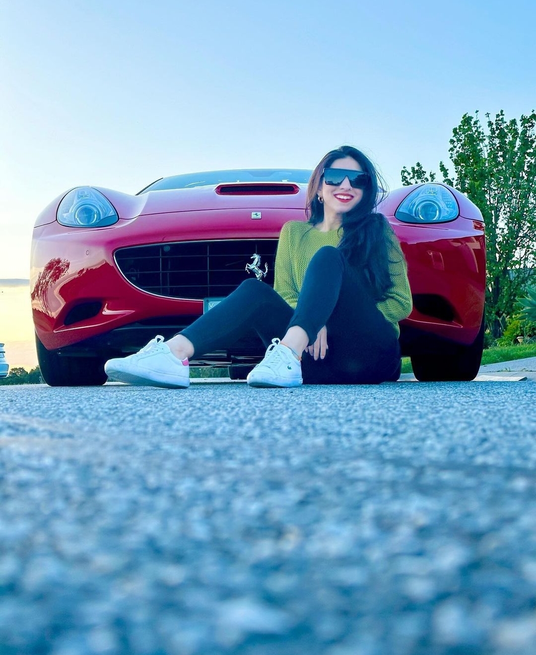Mariyam Nafees' Beautiful New Clicks With Husband | Reviewit.pk