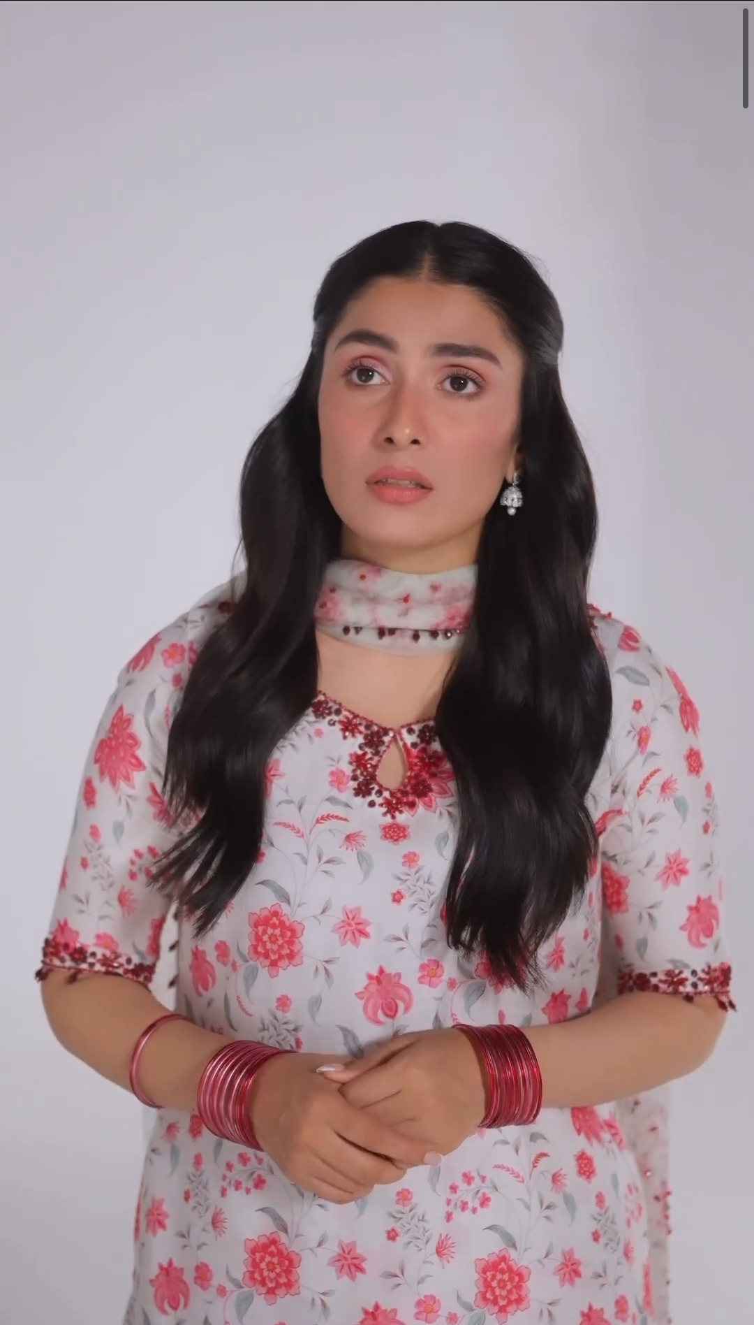 Ayeza khan As Mubashira And Mahnoor Face to Face | Reviewit.pk