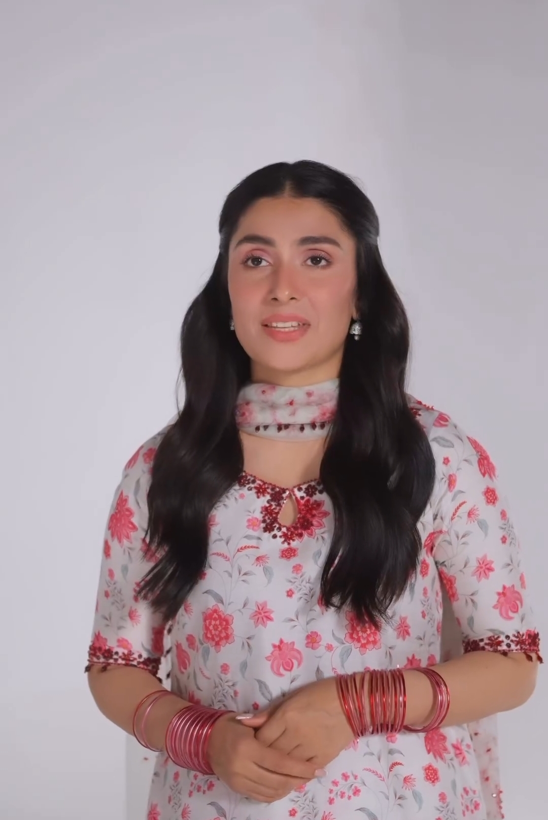 Ayeza khan As Mubashira And Mahnoor Face to Face | Reviewit.pk