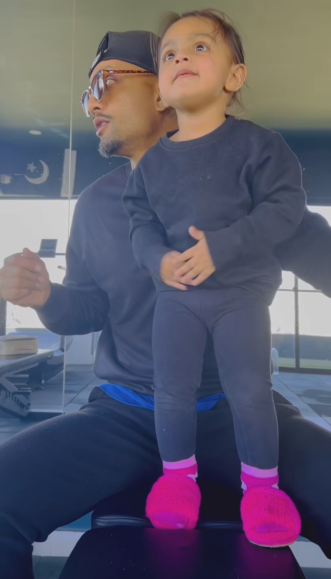 Sohai Ali Abro's New Family Pictures & Reel | Reviewit.pk