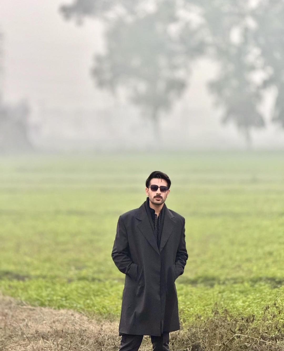 Usama Khan on Wearing Funky Dresses For Nayab's Promotions | Reviewit.pk