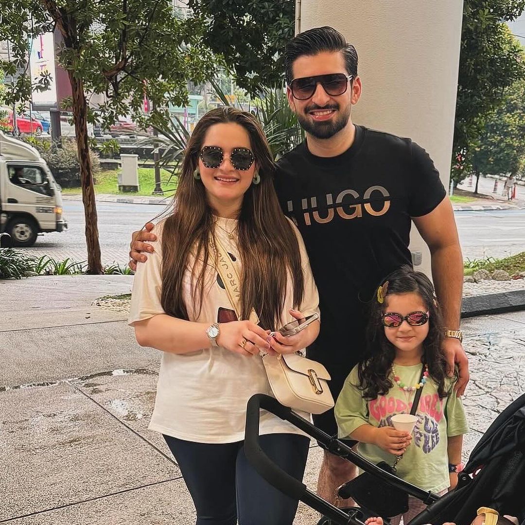 Aiman Khan Shares Cutest Family Moments From Malaysia | Reviewit.pk
