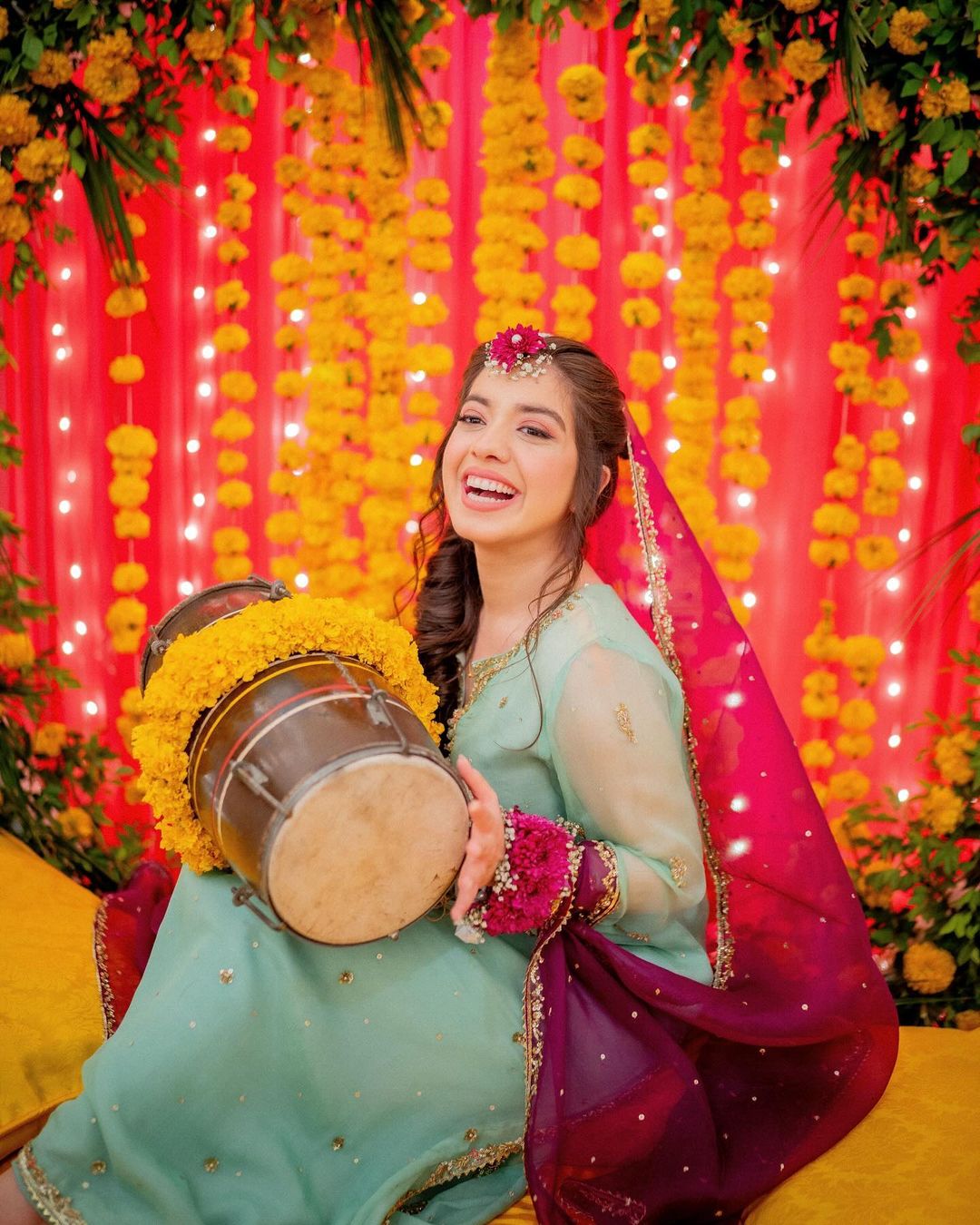 HD Pictures From Arisha Razi Dholki Event | Reviewit.pk