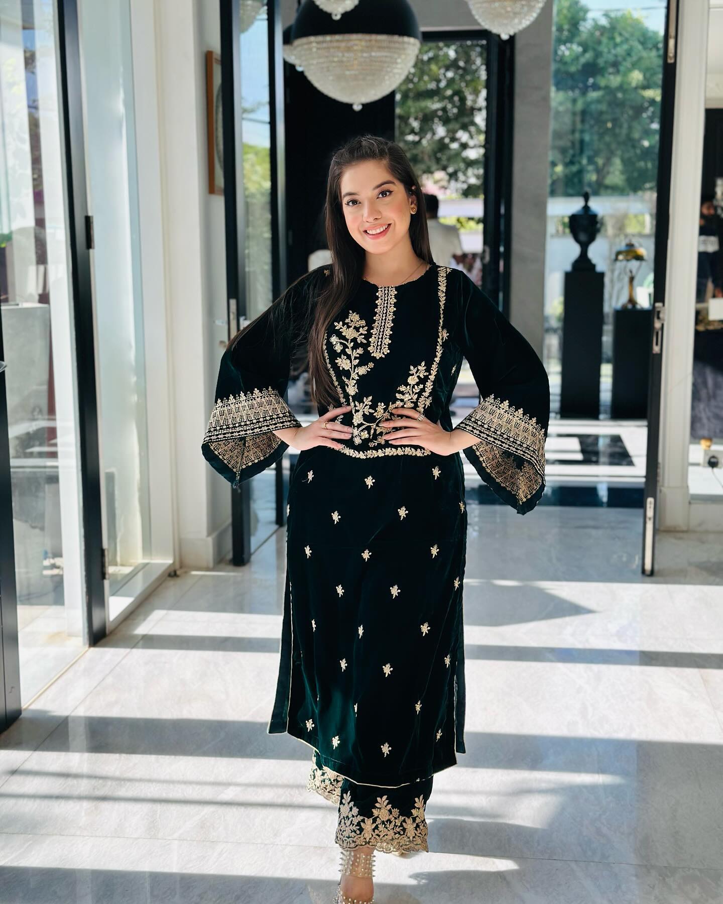 Arisha Razi Wedding Preparations Started | Reviewit.pk