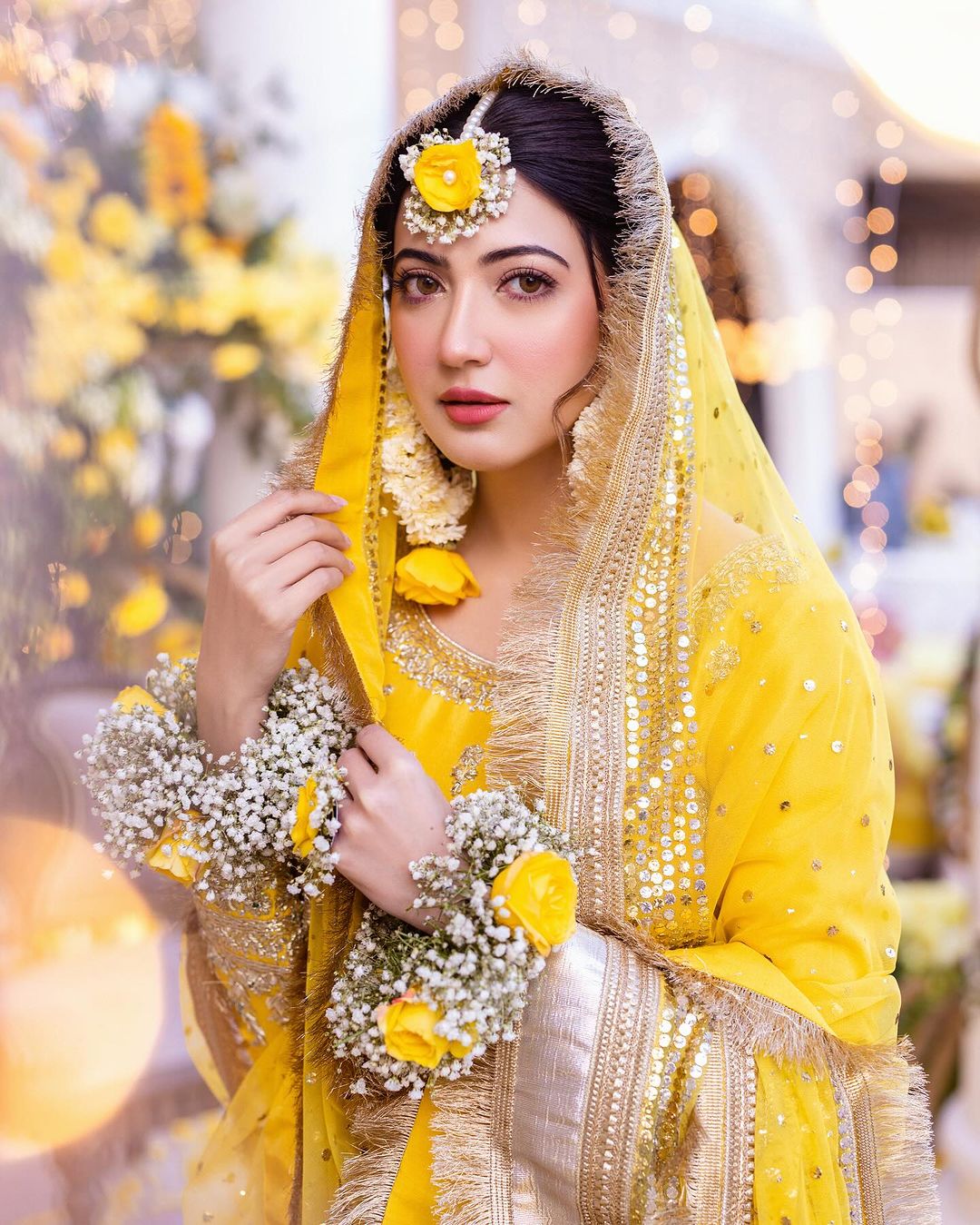 Aymen Saleem's Beautiful HD Mayun Pictures | Reviewit.pk