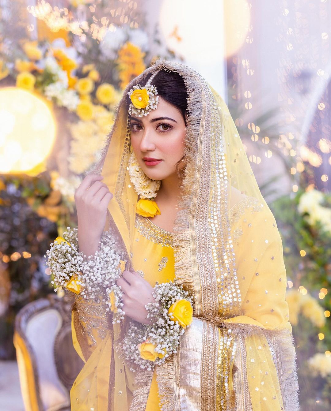 Aymen Saleem's Beautiful HD Mayun Pictures | Reviewit.pk