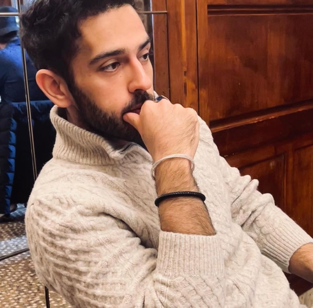 Azaan Sami Khan Beautiful Family Pictures from Europe | Reviewit.pk