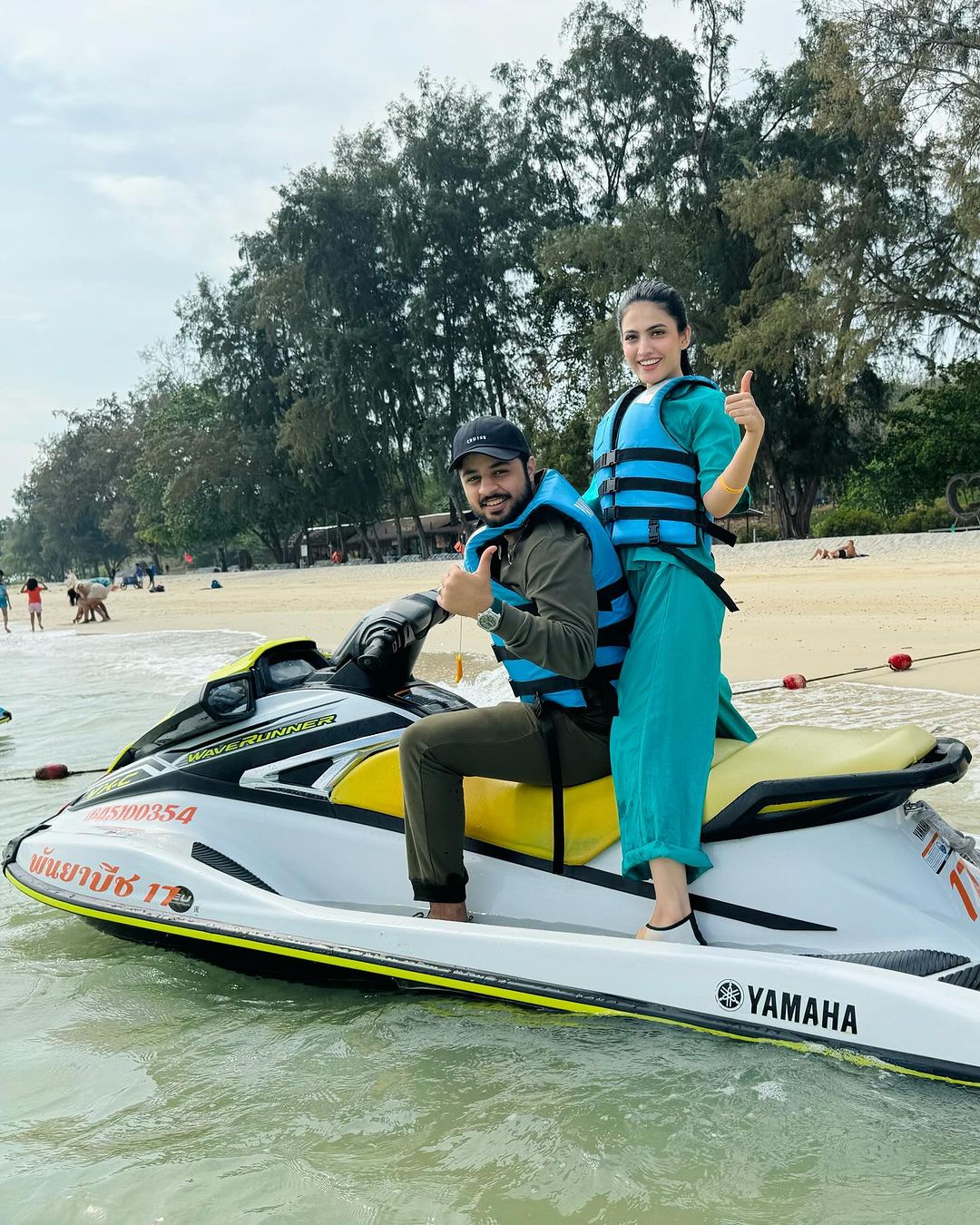 Iqra Kanwal's Honeymoon Trip Pictures From Phuket, Thailand | Reviewit.pk