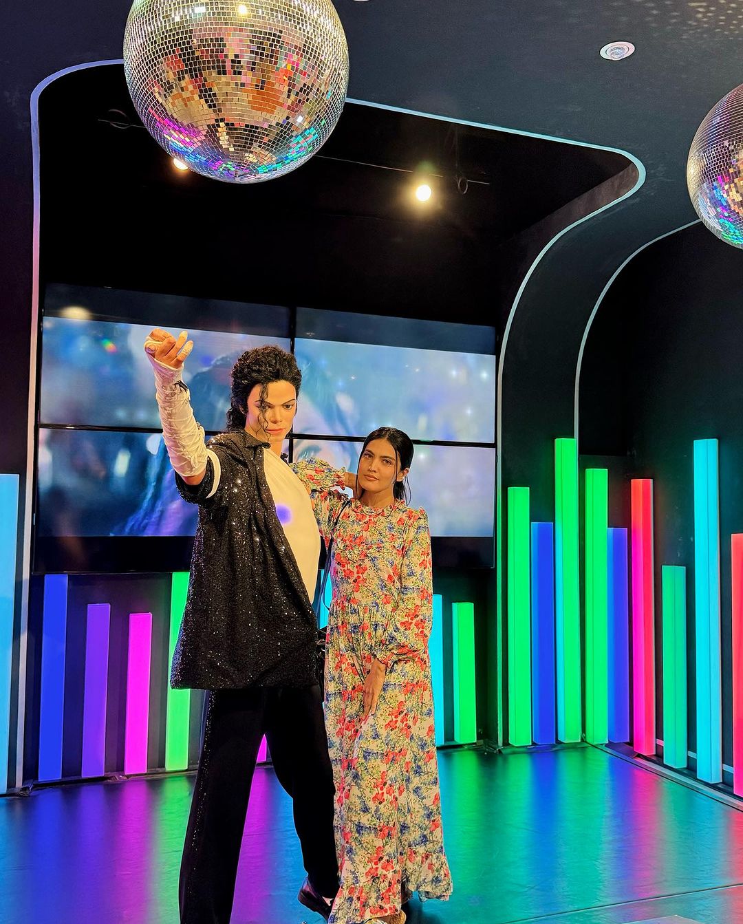 Iqra Kanwal & Areeb Parvaiz Pictures From Madame Tussauds Museum ...