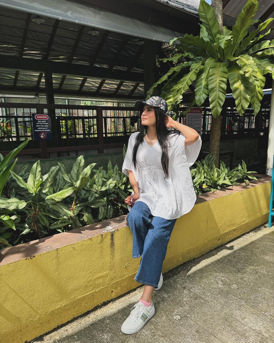 Iqra Kanwal And Areeb Pervaiz Honeymoon In Phuket | Reviewit.pk