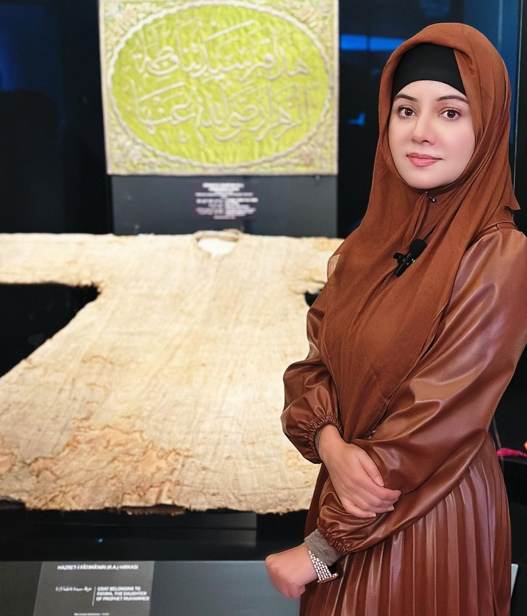 Rabi Pirzada's Gorgeous New Clicks From Turkey | Reviewit.pk