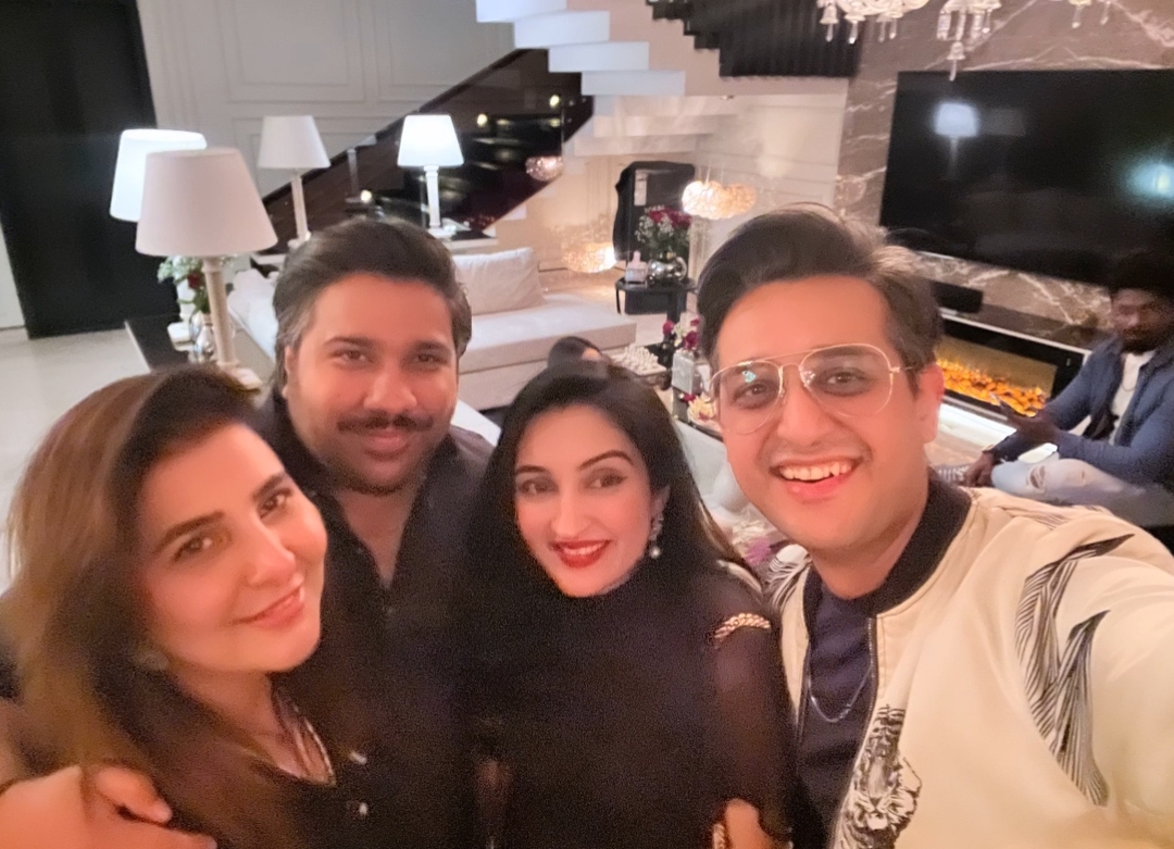 Host & Comedian Shafaat Ali Wife's Baby Shower & Get Together Pictures ...