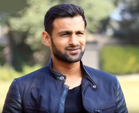 Timeline Of Shoaib Malik's Marriages | Reviewit.pk