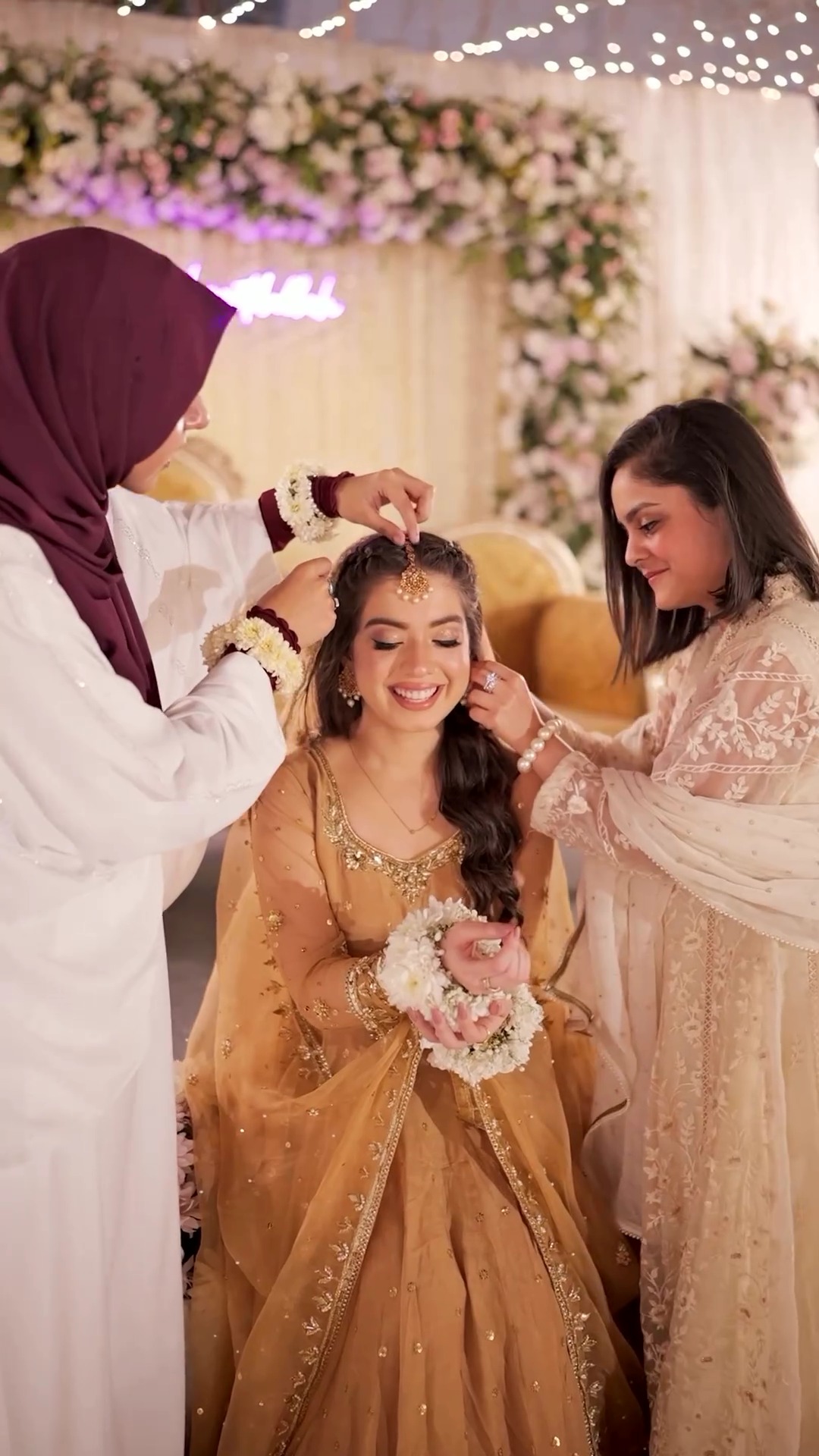 Arisha Razi Khan Looked Ethereal On Her Dua e Khair | Reviewit.pk