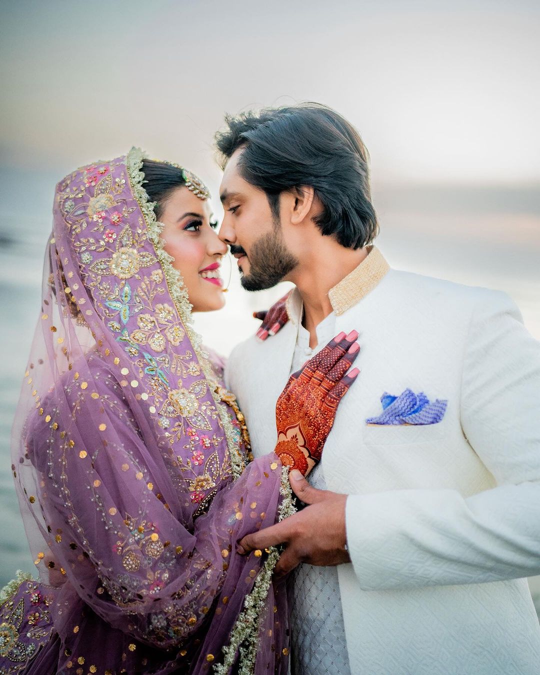 Aiman Zaman & Mujtaba Lakhani Nikah Photoshoot | Reviewit.pk