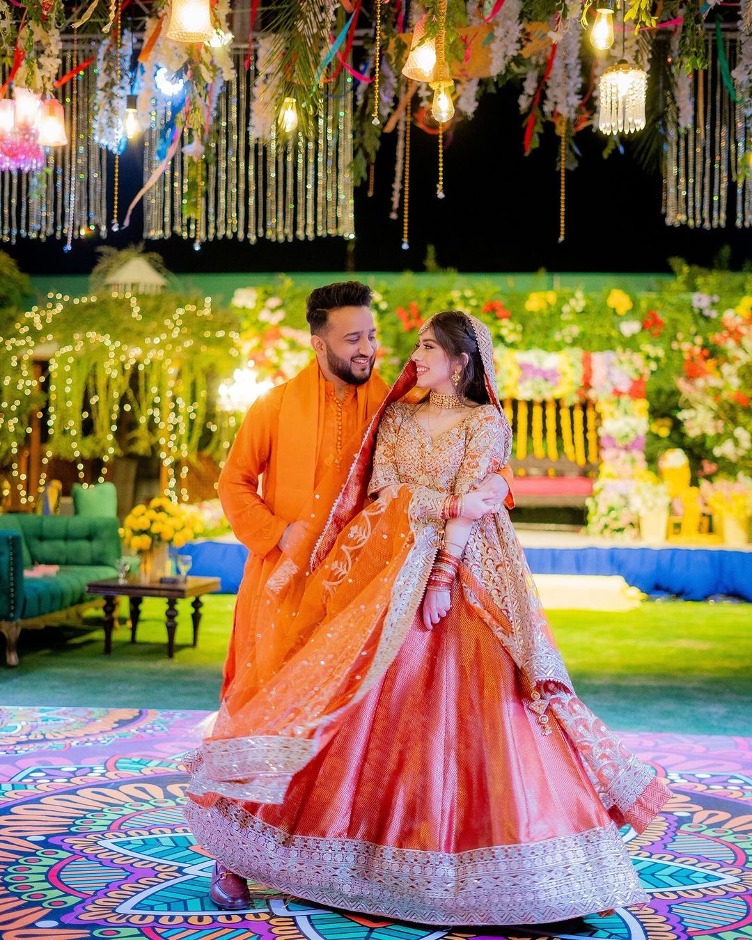 HD Pictures of Arisha Razi With Husband From Mayun | Reviewit.pk