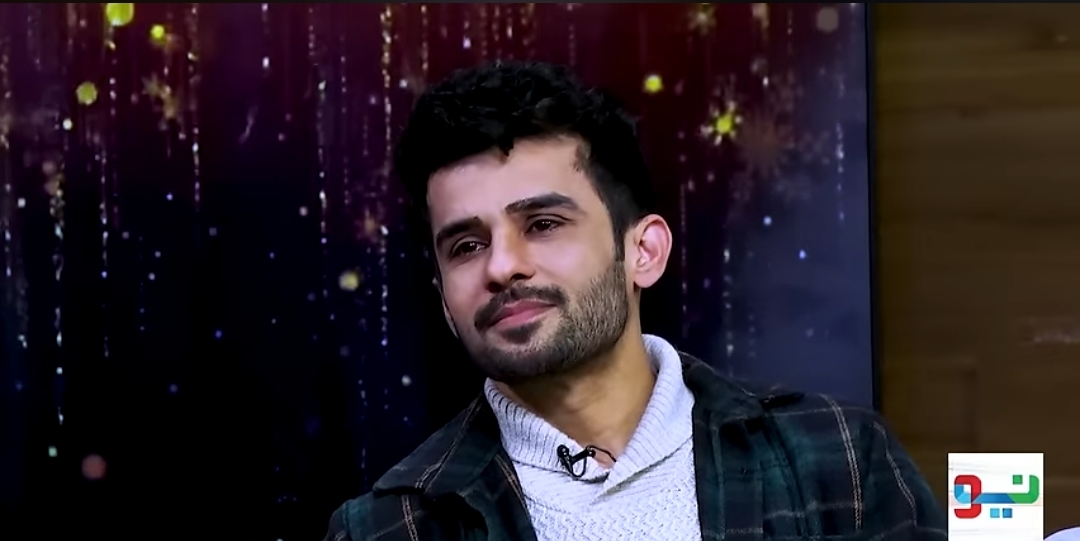 Fahad Sheikh Got Emotional In A Recent TV Show | Reviewit.pk