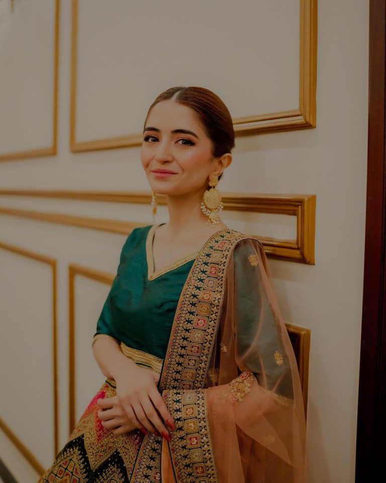 Merub Ali And Asim Azhar's Pictures From A Recent Wedding | Reviewit.pk